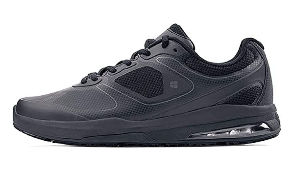 10 Best Non-Slip Shoes for Restaurants & Bars